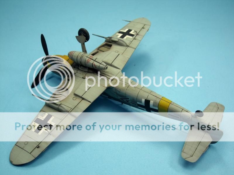 unosetentaydos - MESSERSCHMITT BF109G-6 HERMANN GRAF HASEGAWA 1/72 - AVIACION (1:72) PF