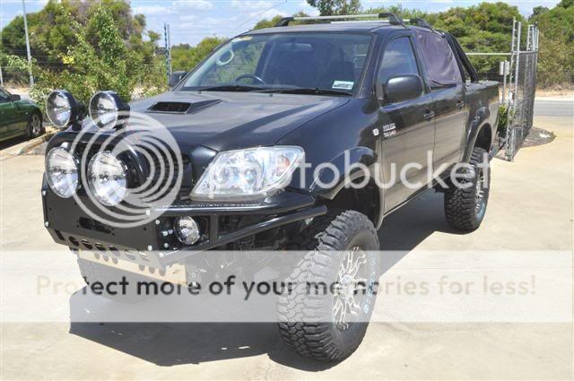 NewHilux.net • View topic - XROX Tube Front Bar