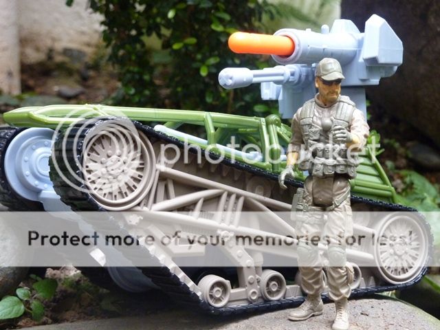 GI Joe Retaliation Tread Ripper Tank with Clutch - HissTank.com